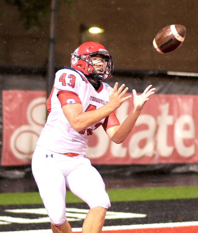 Big Red returns home | News, Sports, Jobs - Weirton Daily Times